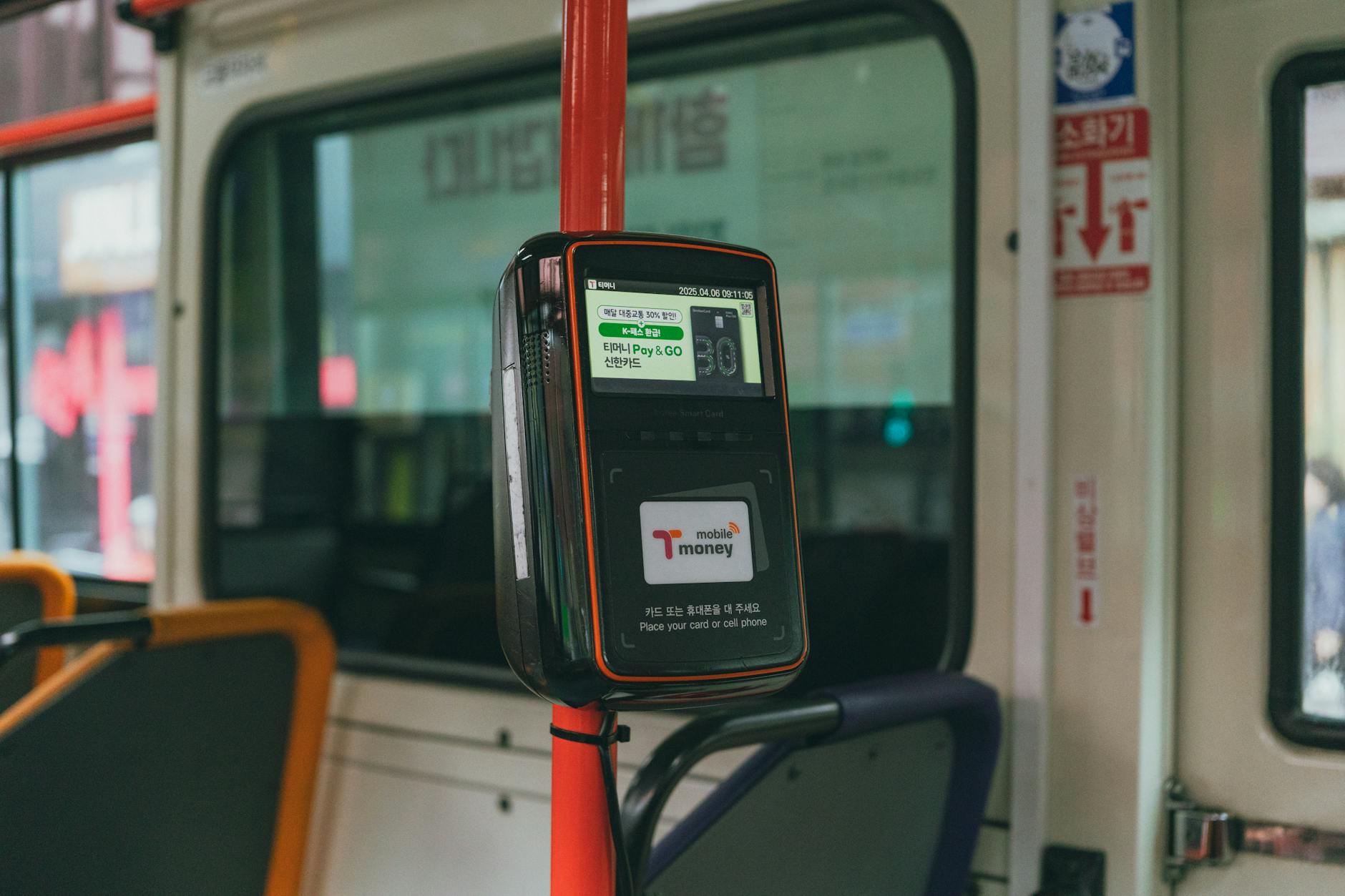 Open-Loop vs. Closed-Loop Transit Systems: A Strategic Guide